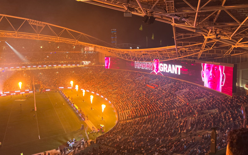 State of Origin - Featured Work, Game Day Creative - Light & Fury